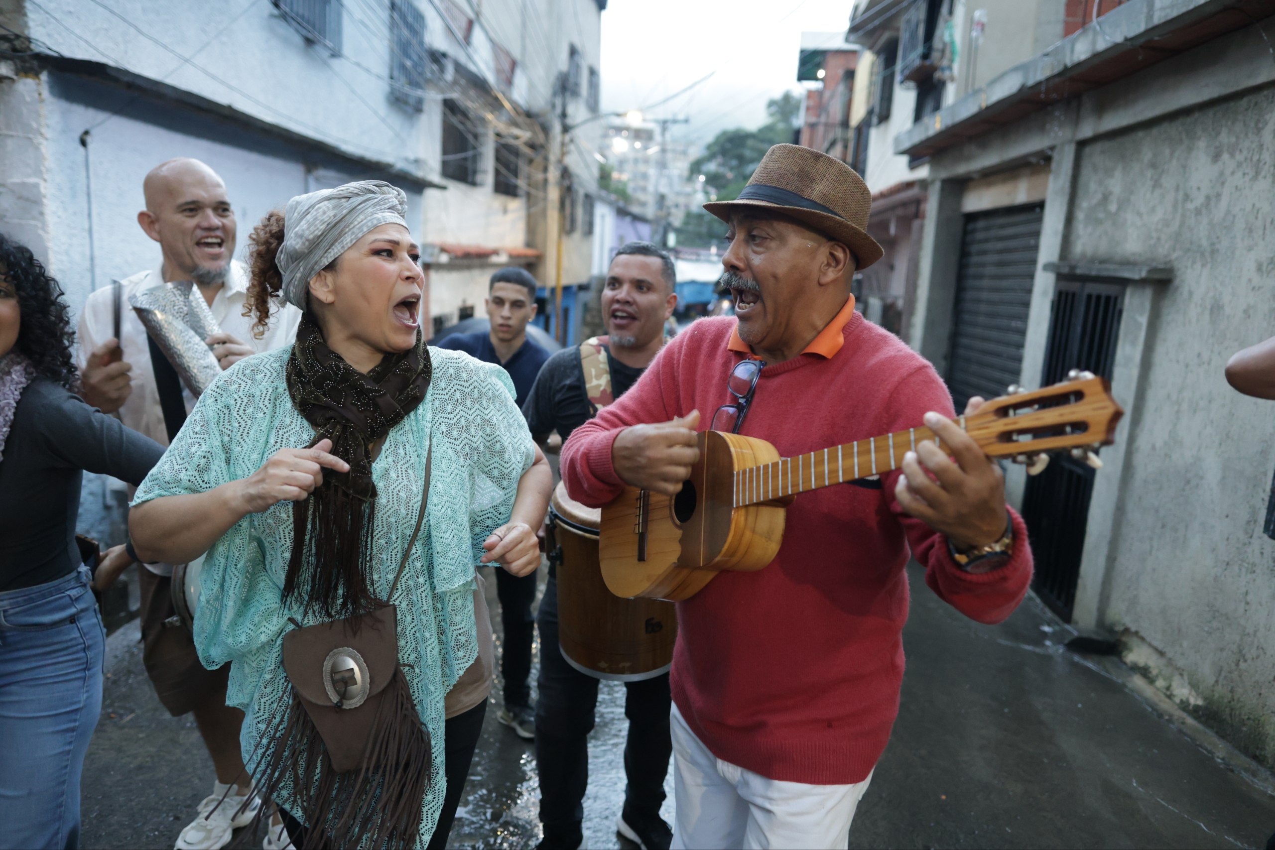Encantó navideño con Corina peña. Parroquia 23 de enero, barrio Sucre ...